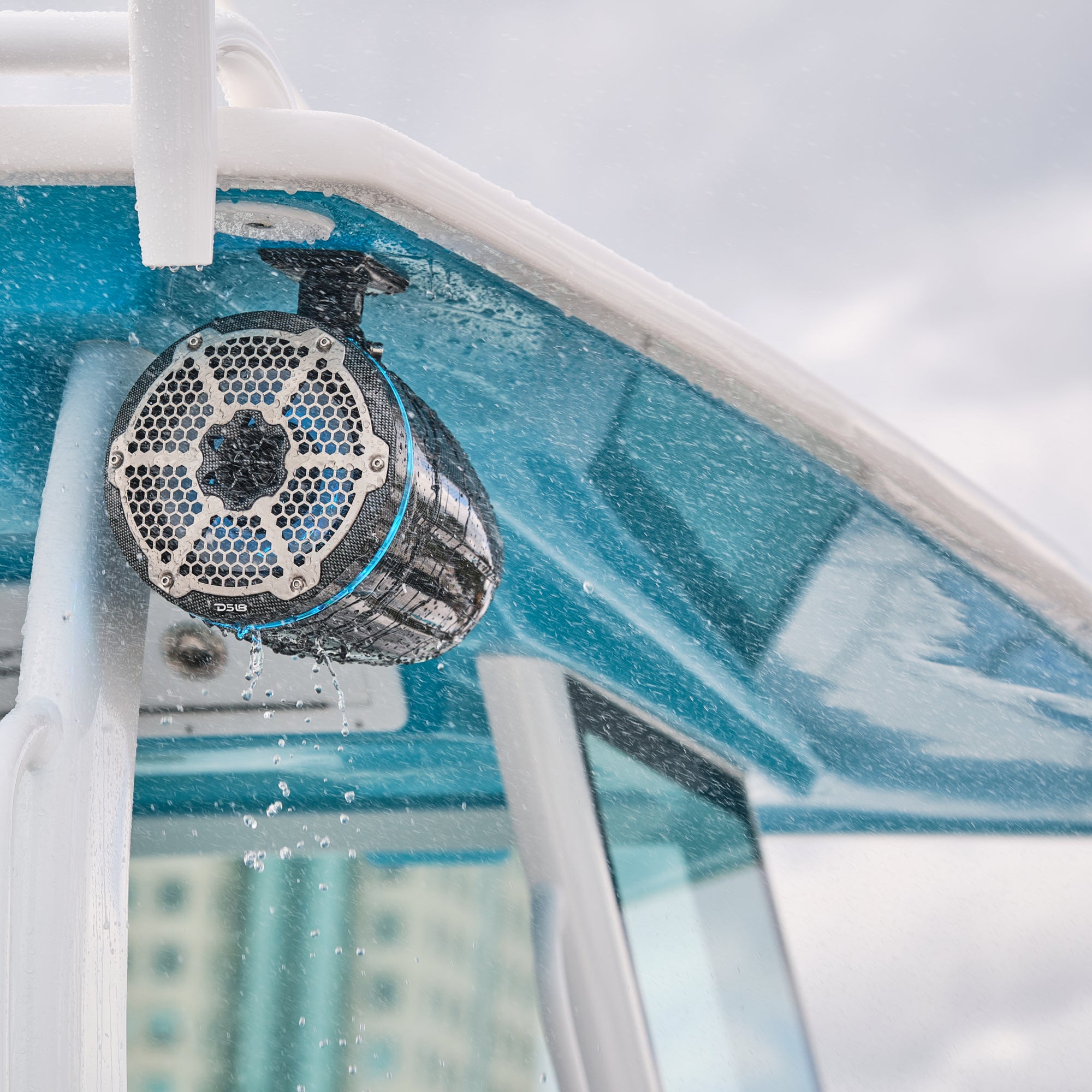 DS18 8" Neodymium Marine Towers with Built-In Passive Radiator, 1 ...