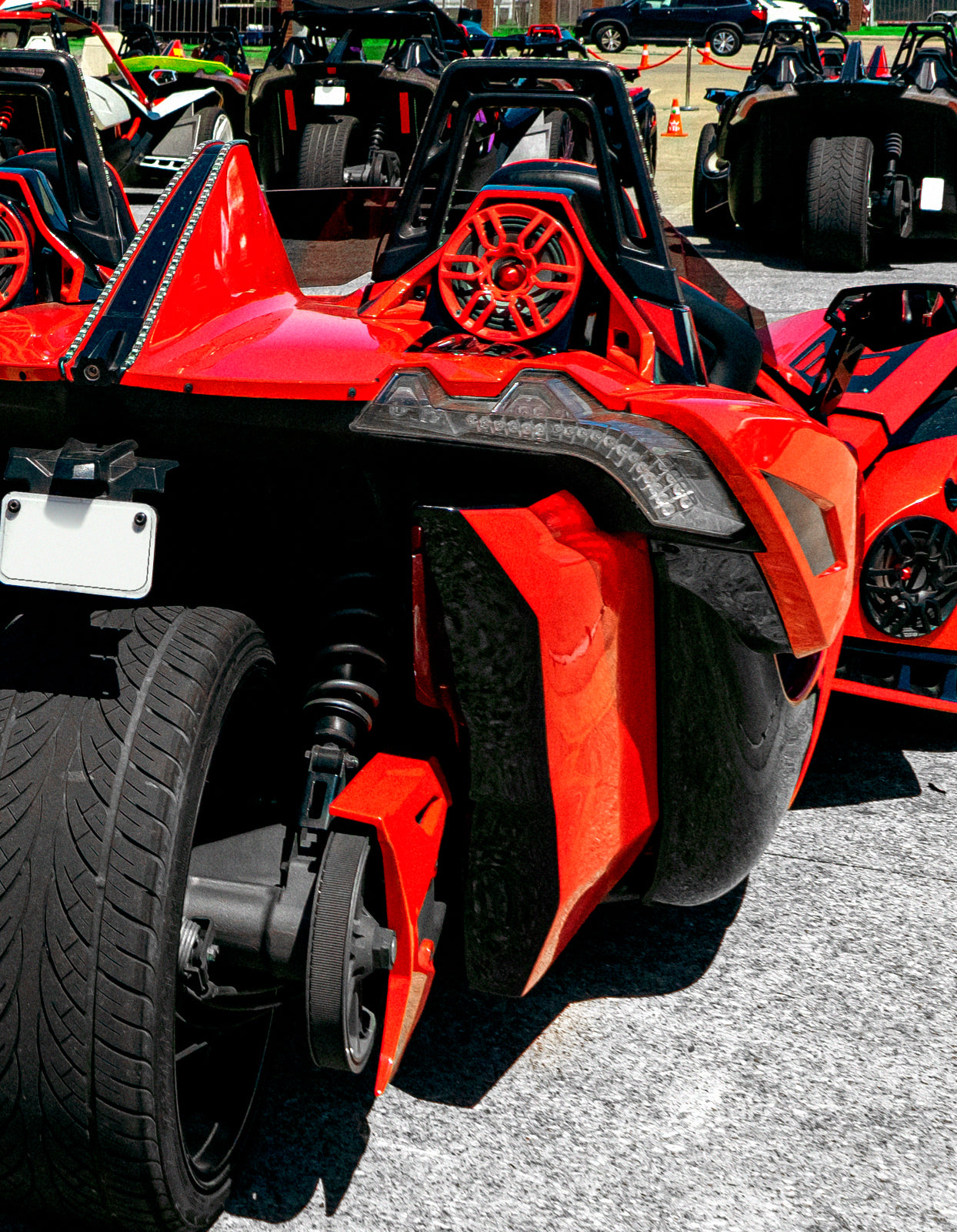 DS18 PRO CUBE 10" Stackable 12x12x12 Box with Diffuser and PRO-EXL108 ...