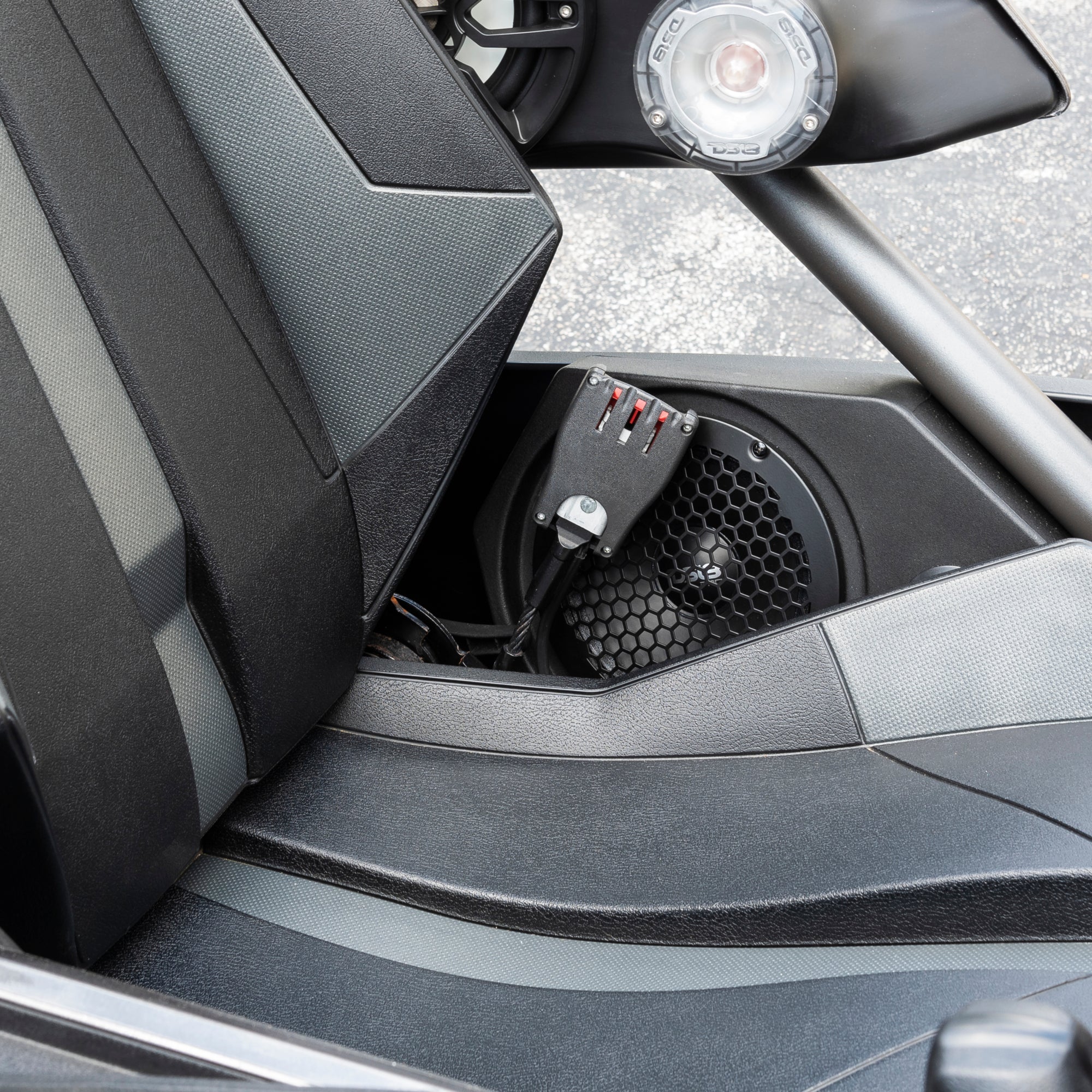 Polaris Slingshot Side Panel Enclosure Loaded | 2 x PRO-SM6, 2 x ZXI-T