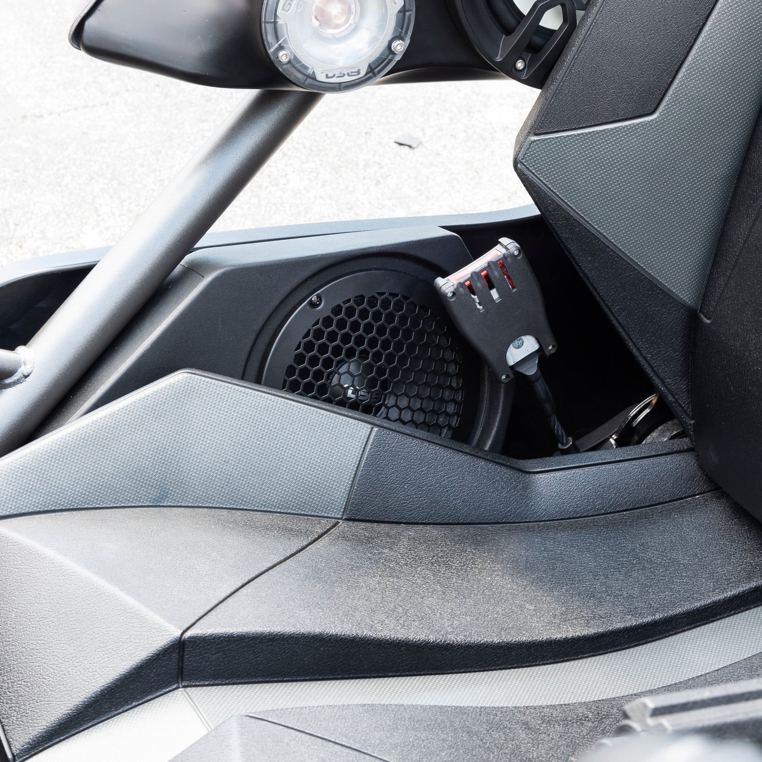 Polaris Slingshot Side Panel Enclosure Loaded | 2 x PRO-SM6, 2 x ZXI-T